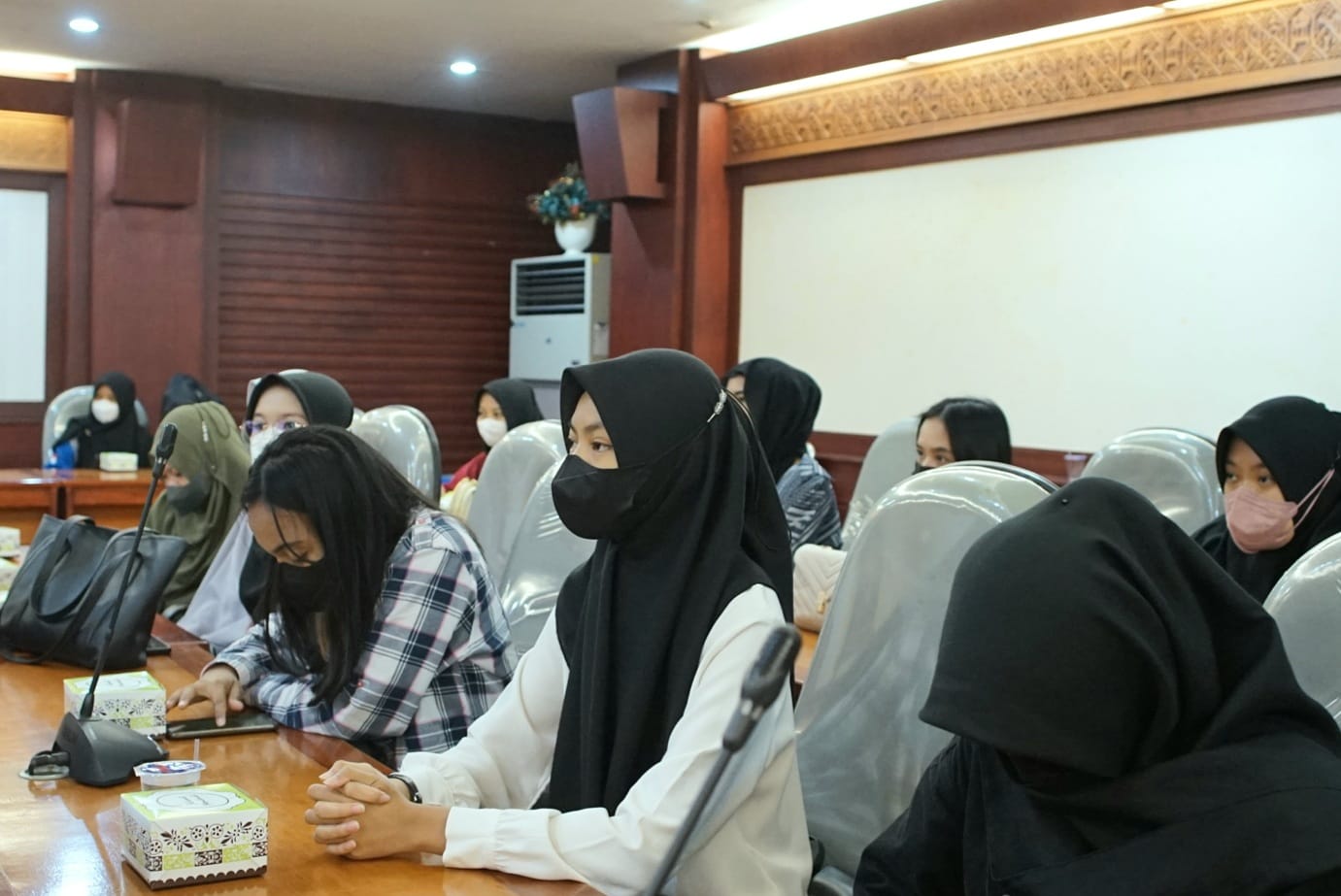 CCED Gelar Seminar Nasional dan Call for Paper Tracer Study 2022 - Universitas Lampung
