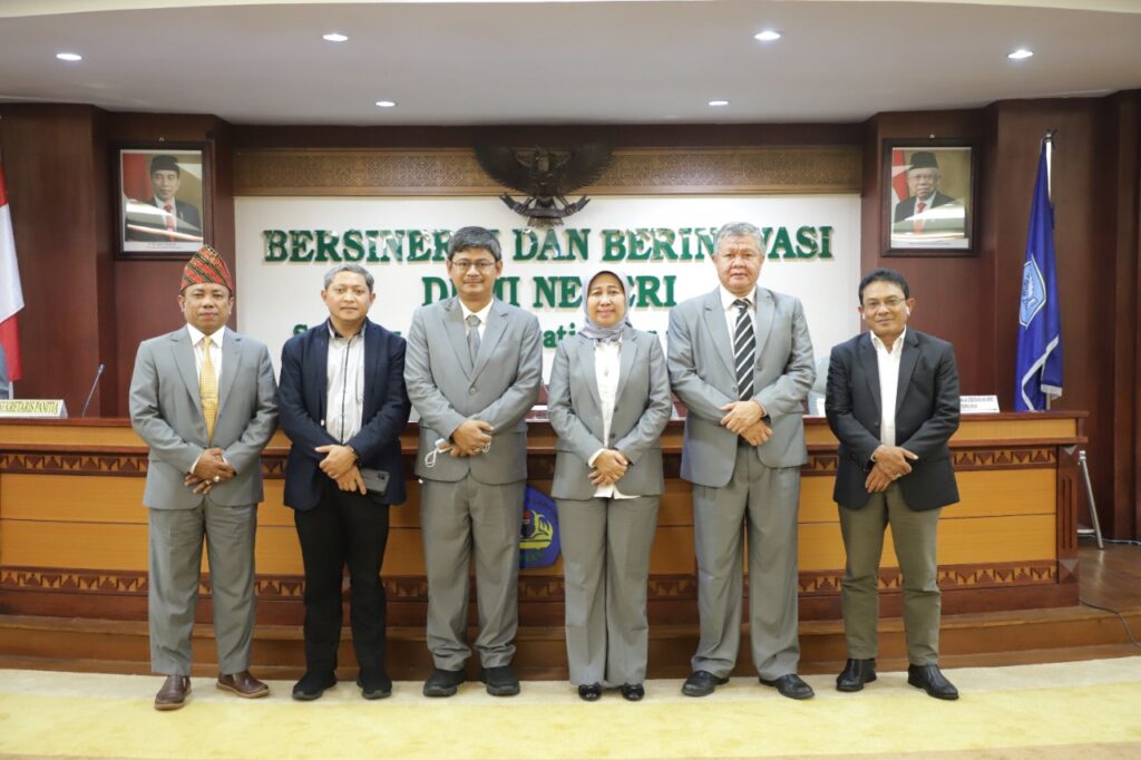 Prof. Lusmeilia Terpilih sebagai Rektor Unila Periode 2023 - 2027 - Universitas Lampung