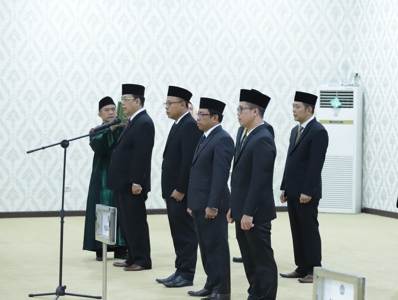 Rektor Lantik Tujuh Pejabat Baru Unila - Universitas Lampung