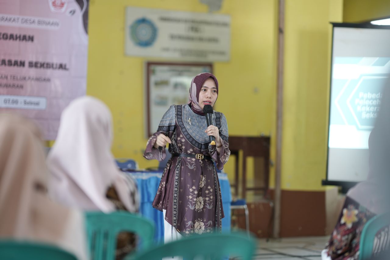 Unila Gelar Sosialisasi Pencegahan dan Penanganan Kekerasan Seksual di Desa Hanura - Universitas ...