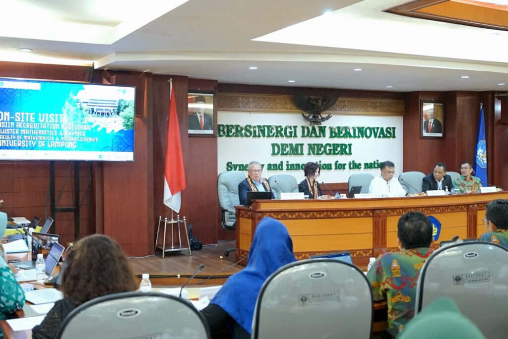 Rektor Apresiasi Visitasi Akreditasi Internasional ASIIN - Universitas Lampung