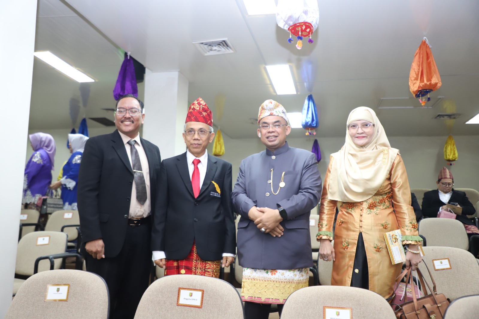 Warek PKTIK Hadiri Rapat Paripurna Istimewa DPRD Lampung - Universitas Lampung