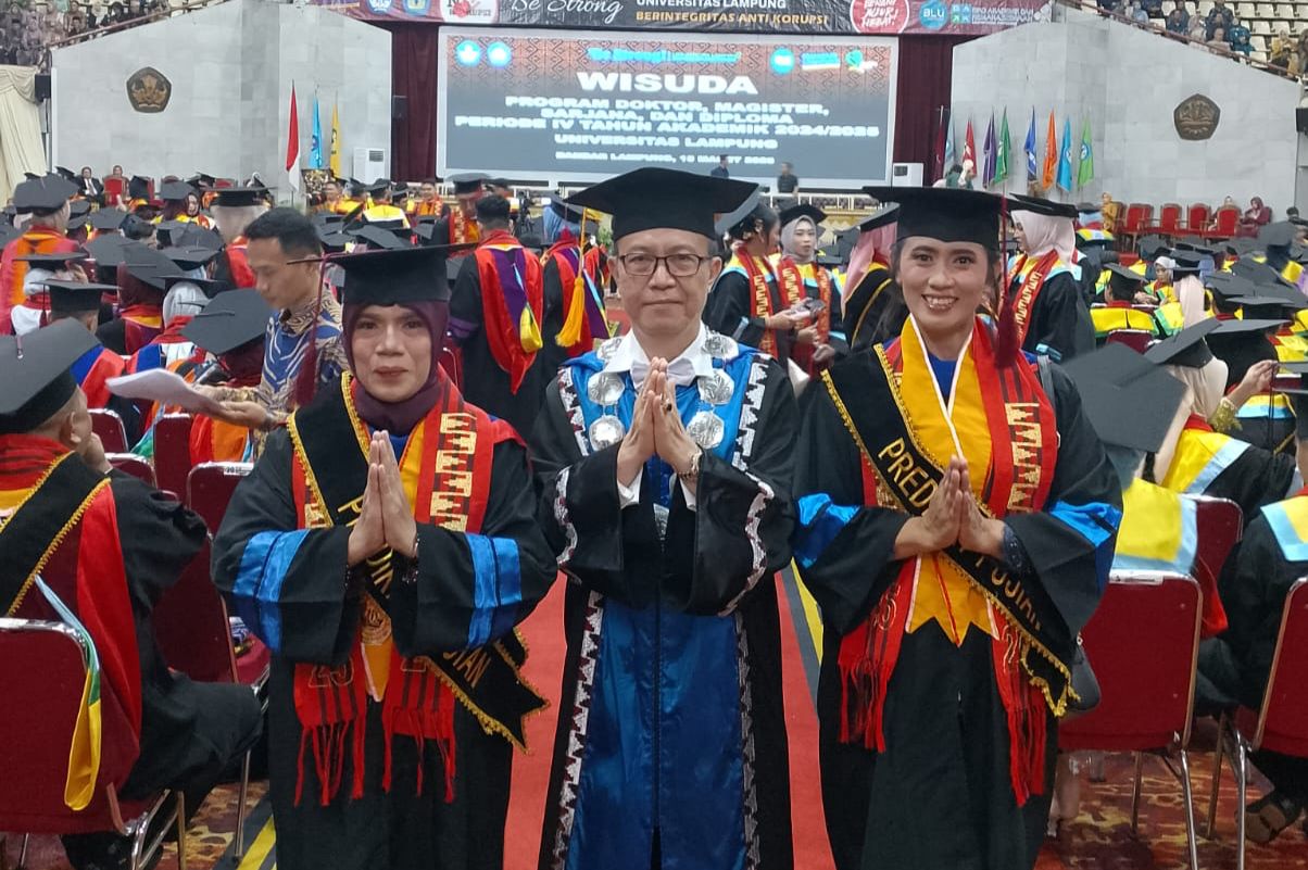 Magister Teknik Sipil Luluskan Wisudawan Terbaik Tingkat Fakultas - Universitas Lampung