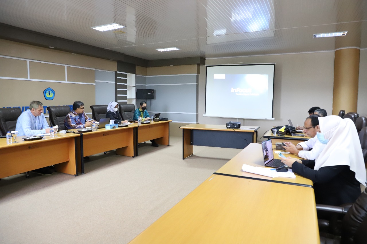 PKLI Sambut Kedatangan Perwakilan NSTU NETI - Universitas Lampung