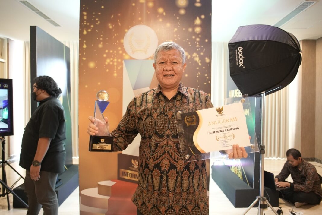 Unila Raih Kualifikasi Informatif pada Anugerah Keterbukaan Informasi Publik 2022 - Universitas ...