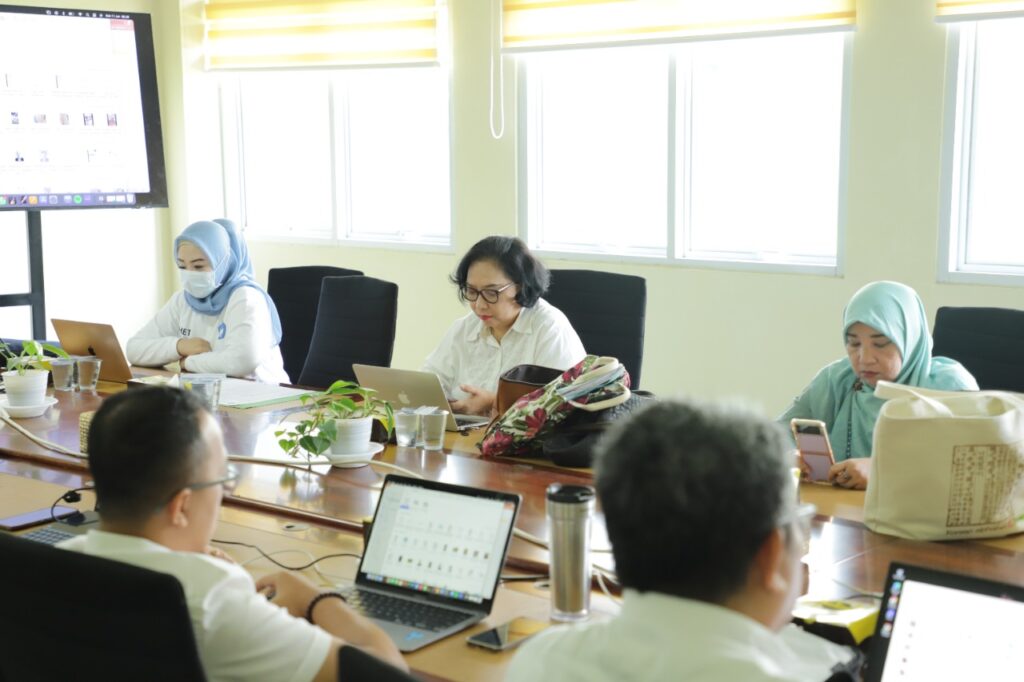 Sosialisasi dan Pemantapan Perencanaan Program HETI Project 2023 dan ...