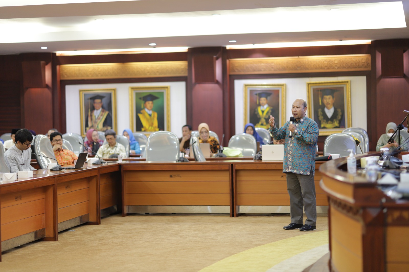 Deputi VI Kemenko PMK Sampaikan Sosialisasi Kebijakan Pemerintah dalam ...