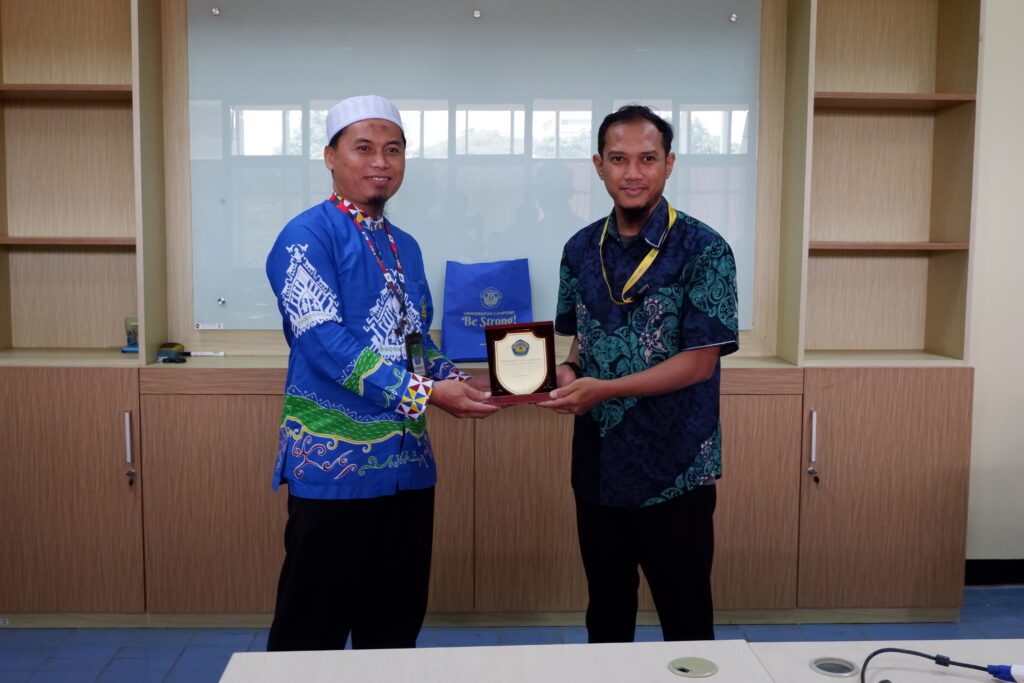 UPT Kearsipan Unila Kunjungi ANRI dan UI - Universitas Lampung