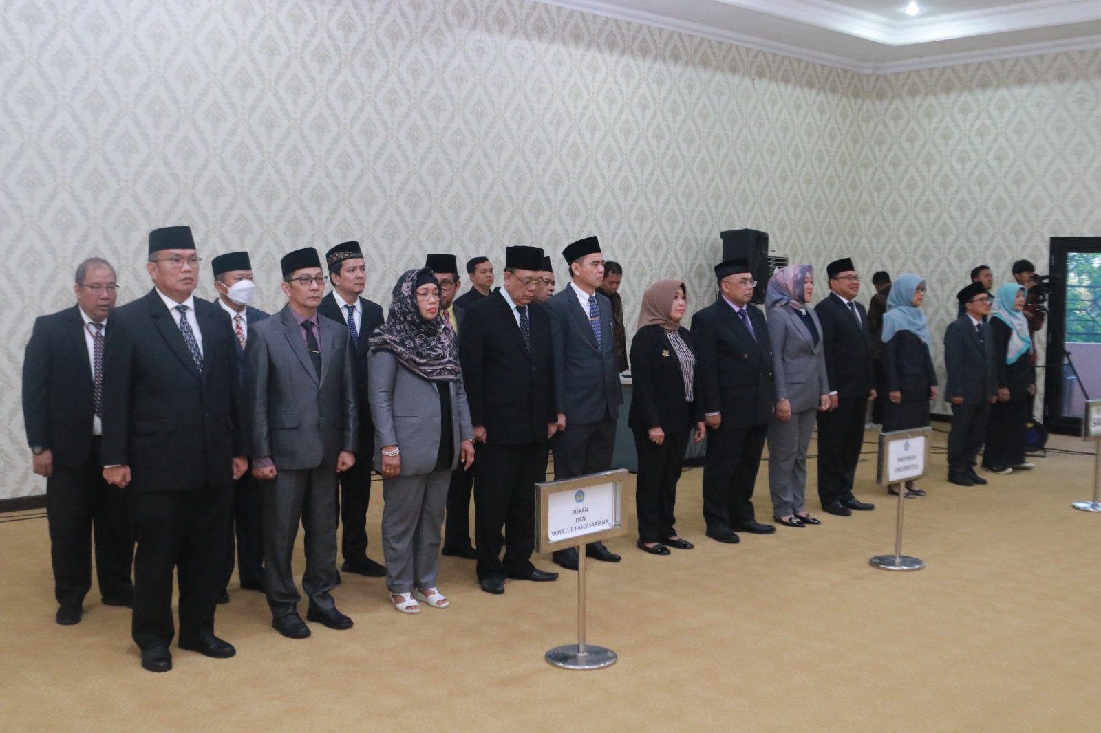 Rektor Lantik Lima Pejabat Baru di Lingkungan Fakultas - Universitas Lampung