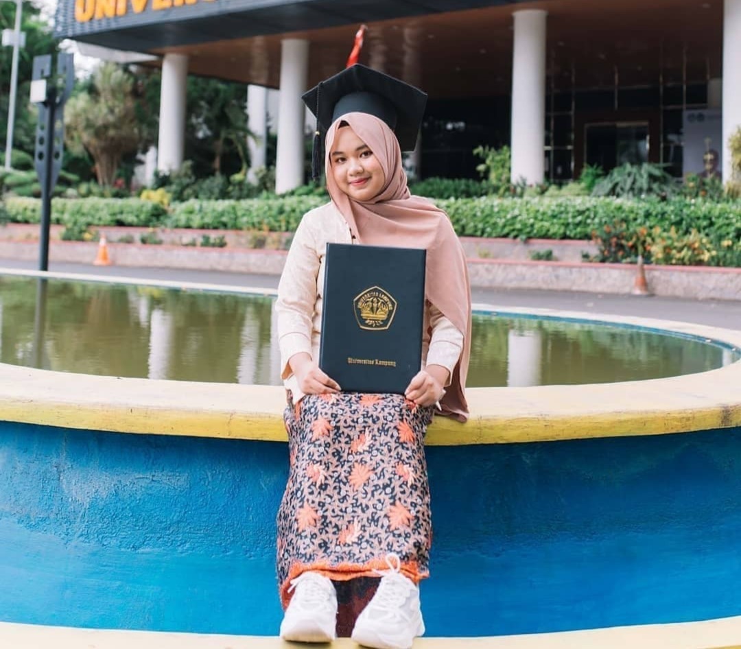Erisca Febriani, Alumnus FP Terbitkan Novel Best Seller Trilogi Dear ...